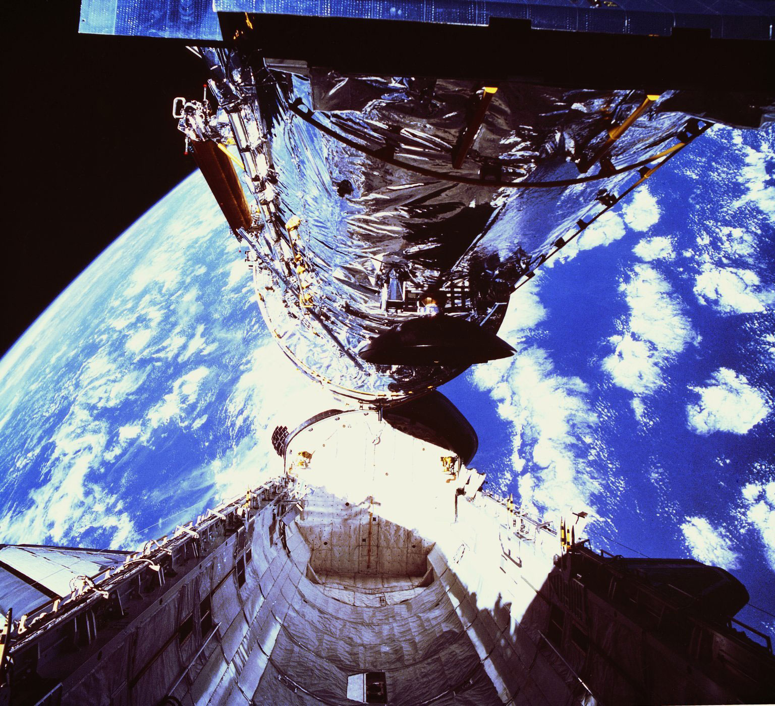 Hubble Space Telescope: Showing humanity the Universe for 25 years ...