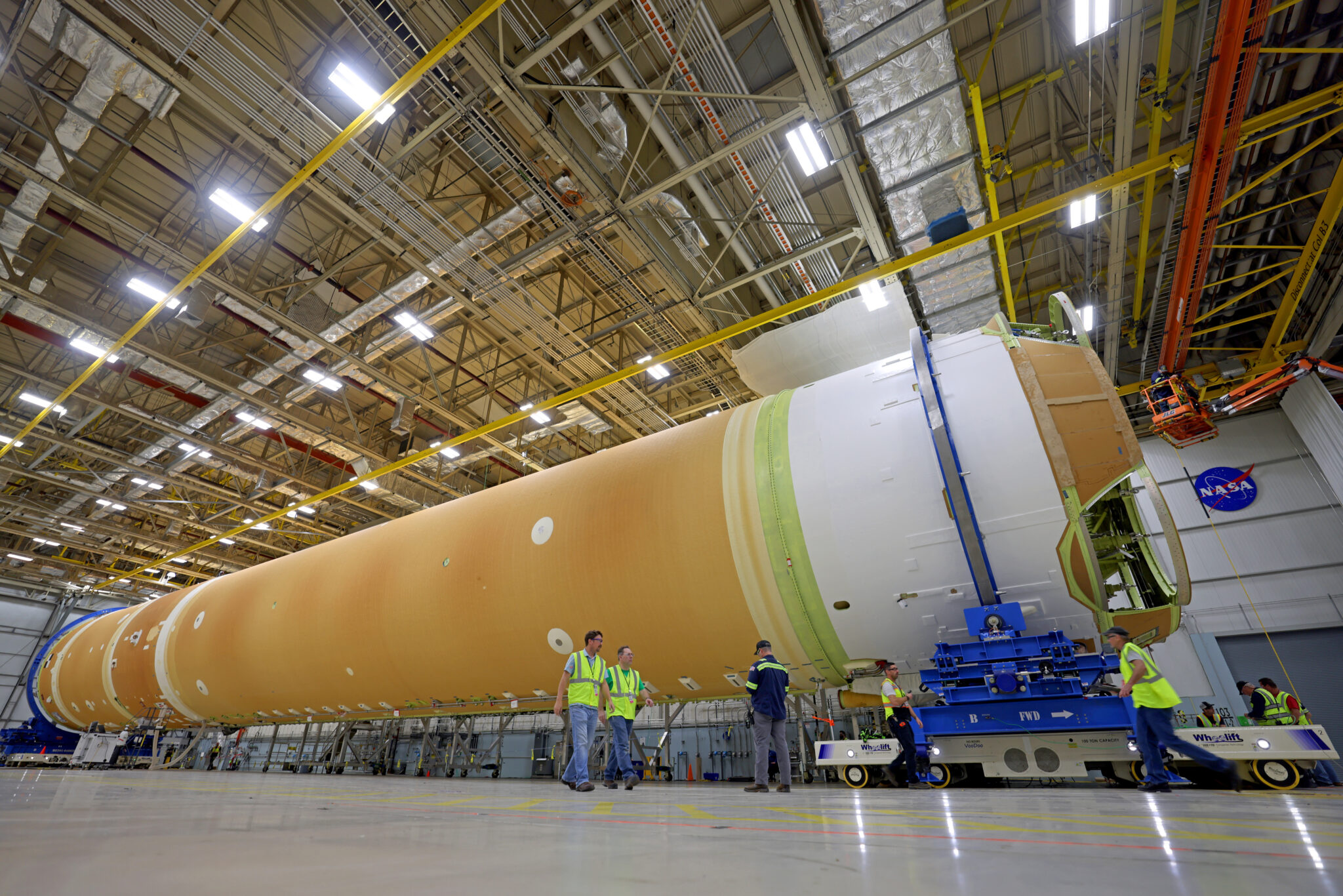 NASA announces Artemis II crew as rocket's core stage completes ...